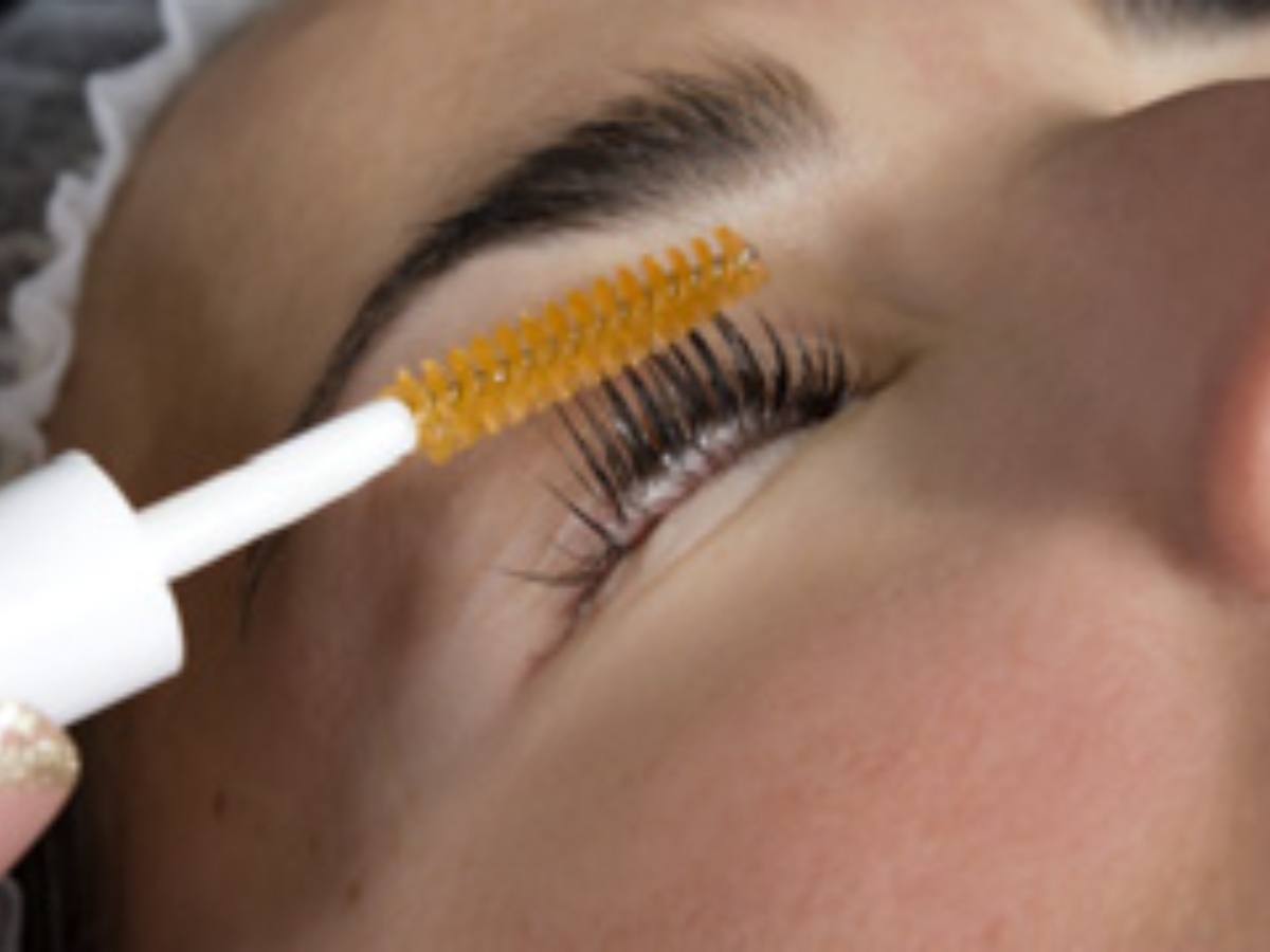 Cómo se hace el lifting de pestañas: protocolo paso a paso